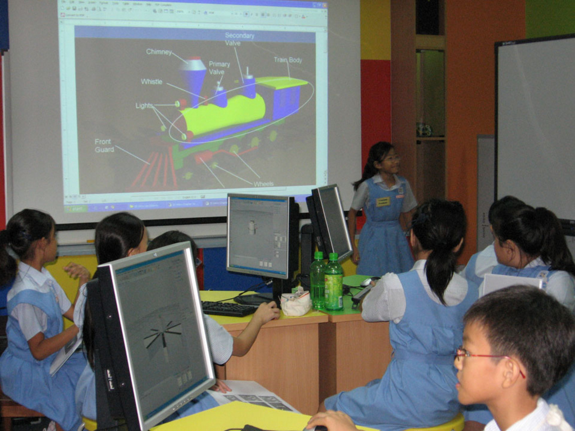 Singapore Students Excited About Working with Cinema 4D